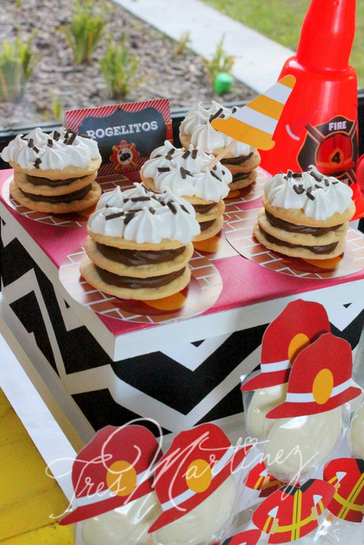 Fire Truck / Firefighter Birthday Party Ideas | Photo 24 of 38 | Catch ...