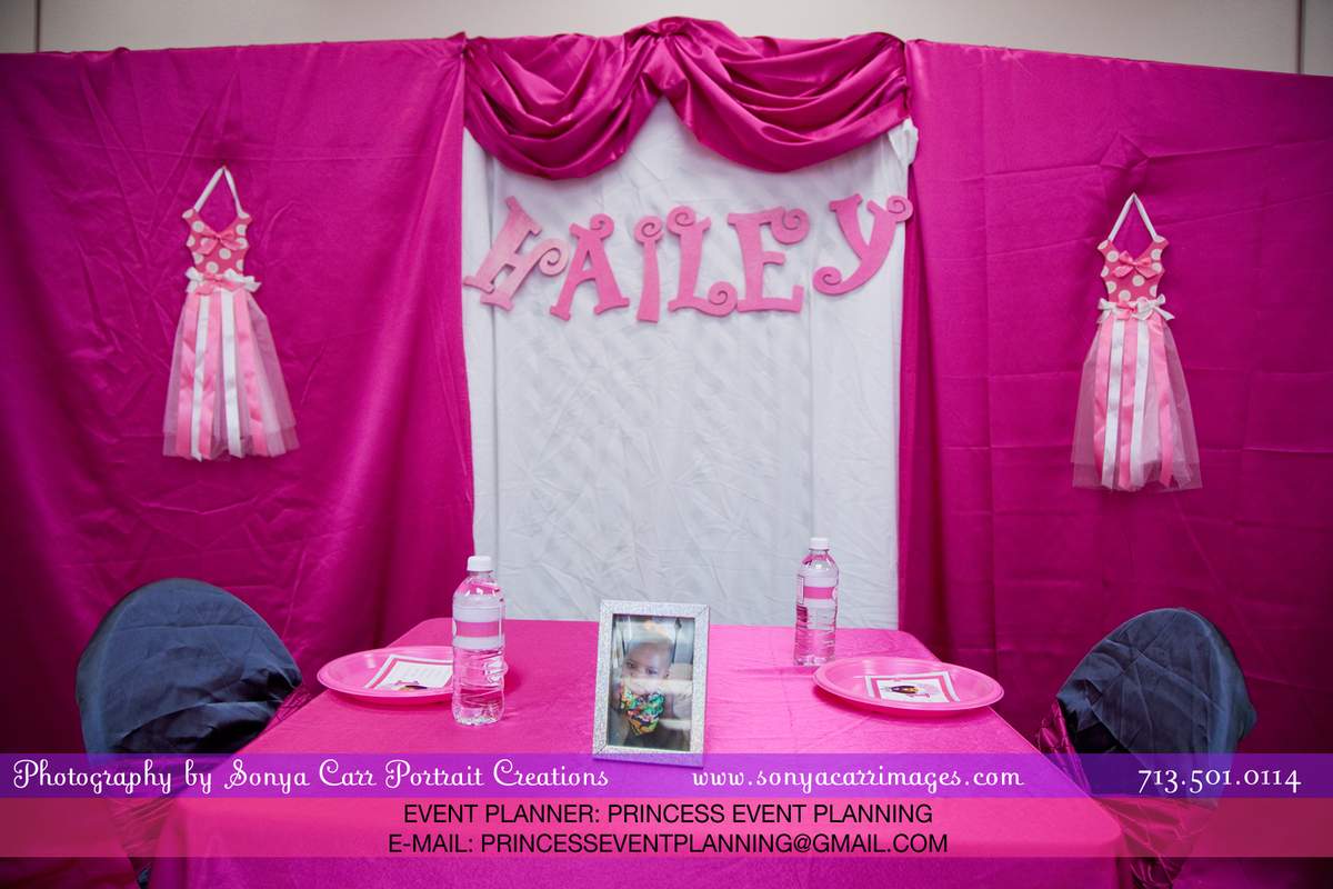 tiara and tutu Birthday Party Ideas | Photo 2 of 62 | Catch My Party