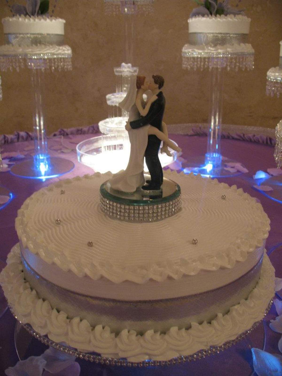 Dulce Amor Wedding Party Ideas | Photo 22 of 24 | Catch My Party