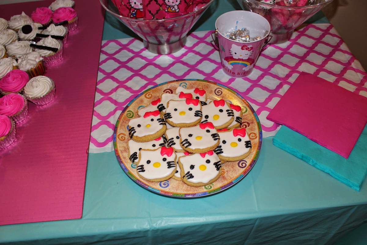 Hello Kitty Spa Birthday Party Ideas | Photo 10 of 16 | Catch My Party
