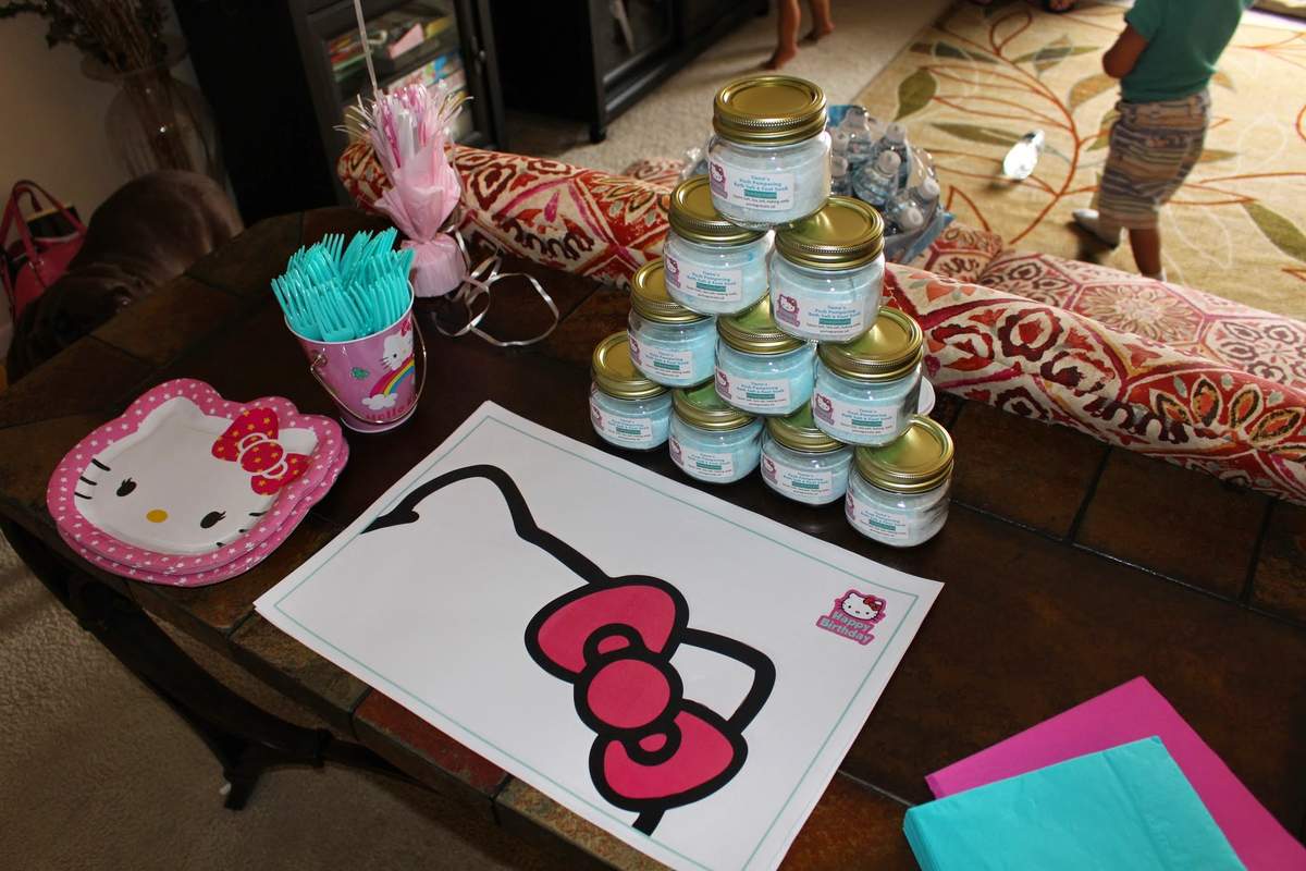 Hello Kitty Spa Birthday Party Ideas | Photo 10 of 16 | Catch My Party