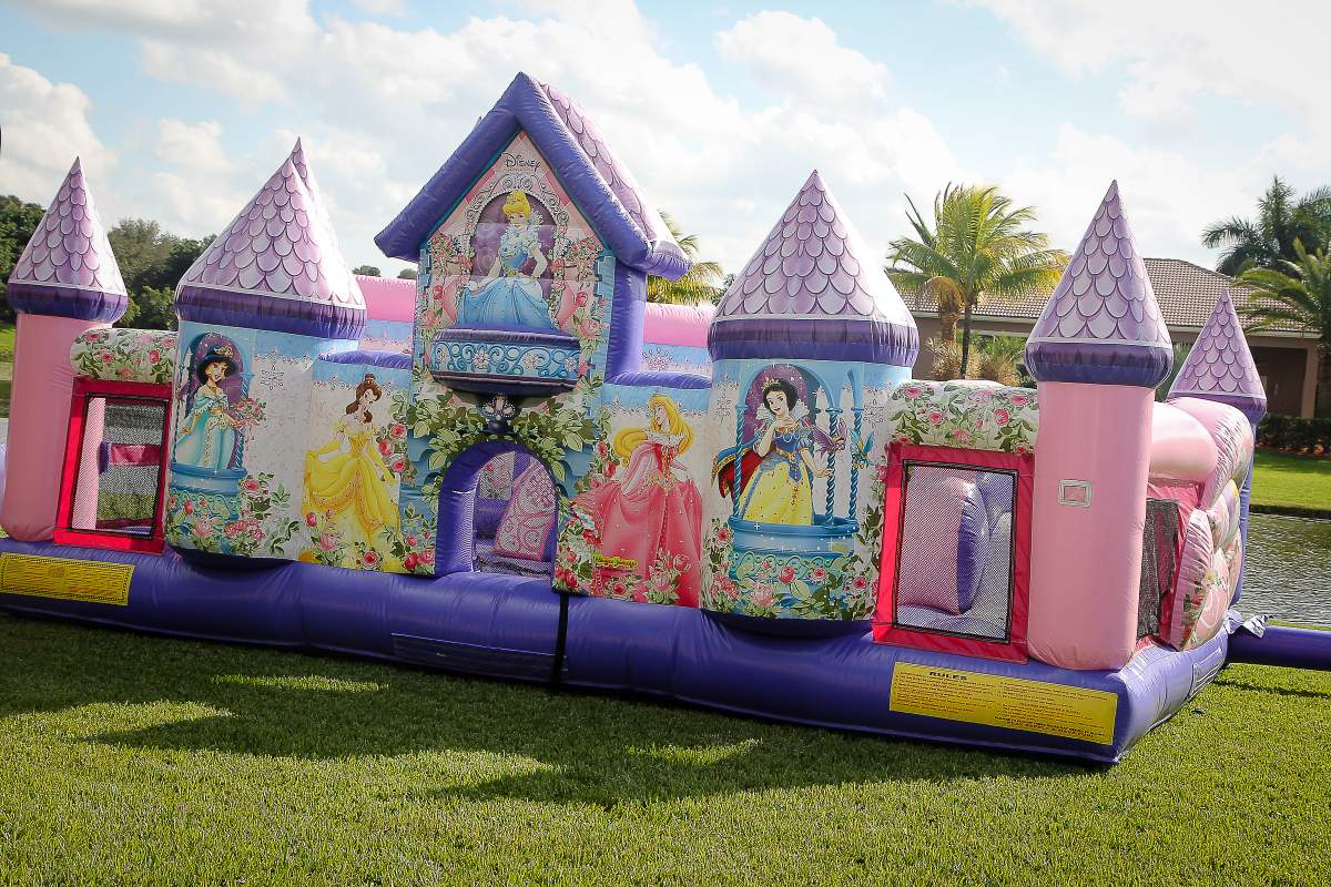 Cinderella Birthday Party Ideas | Photo 1 of 76 | Catch My Party