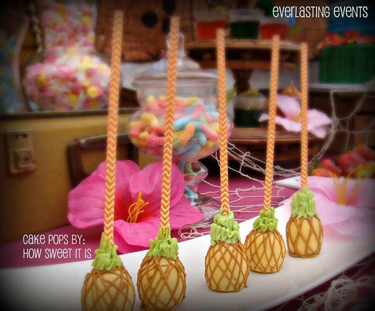 Luau / Hawaiian Birthday Party Ideas | Photo 1 of 8 | Catch My Party