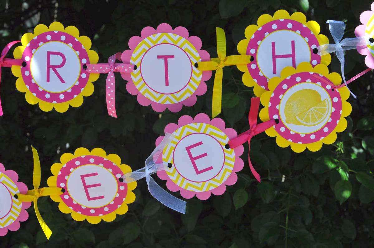 Lemonade and Sunshine Birthday Party Ideas | Photo 4 of 19 | Catch My Party