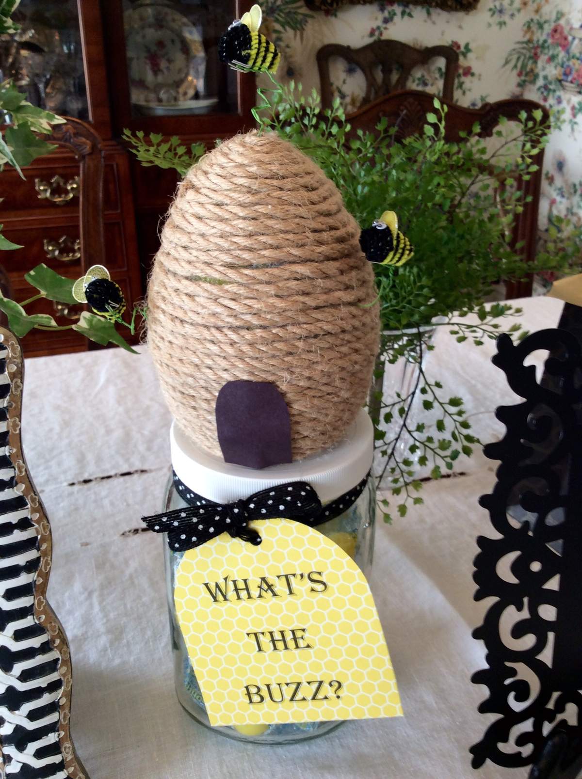 Queen Bee hosts My Favorite Things Party A My Favorite Things Party ...