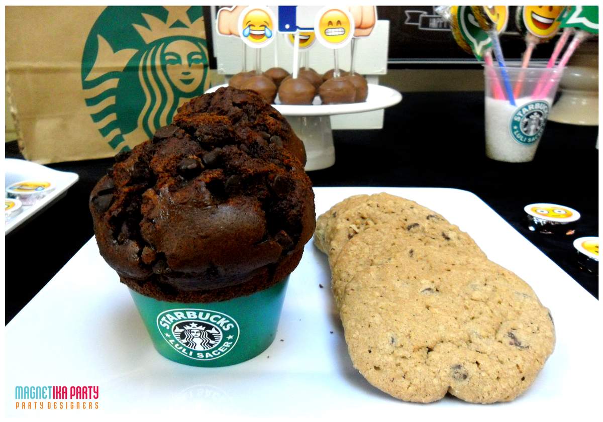 Starbucks - Redes sociales Birthday Party Ideas | Photo 1 of 25 | Catch ...