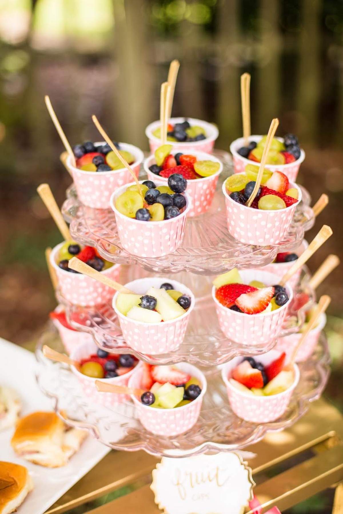 Glittery, Gold and all things Girly! Birthday Party Ideas | Photo 4 of ...