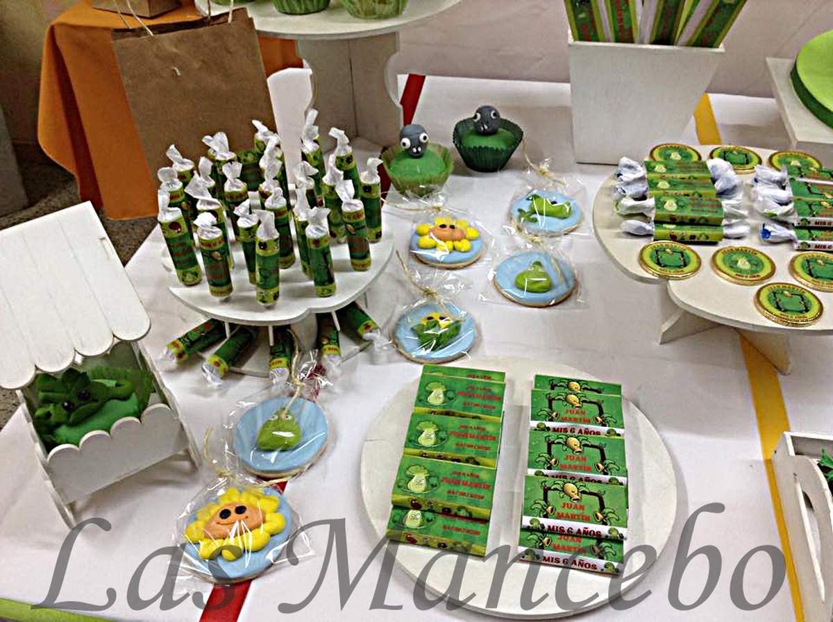 Plants vs. Zombies Birthday Party Ideas | Photo 1 of 10 | Catch My Party