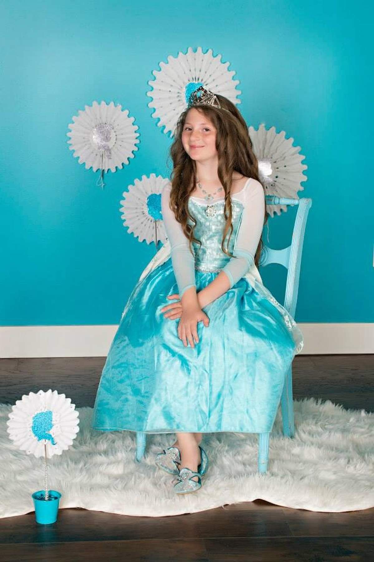 Frozen (Disney) Birthday Party Ideas | Photo 24 of 39 | Catch My Party