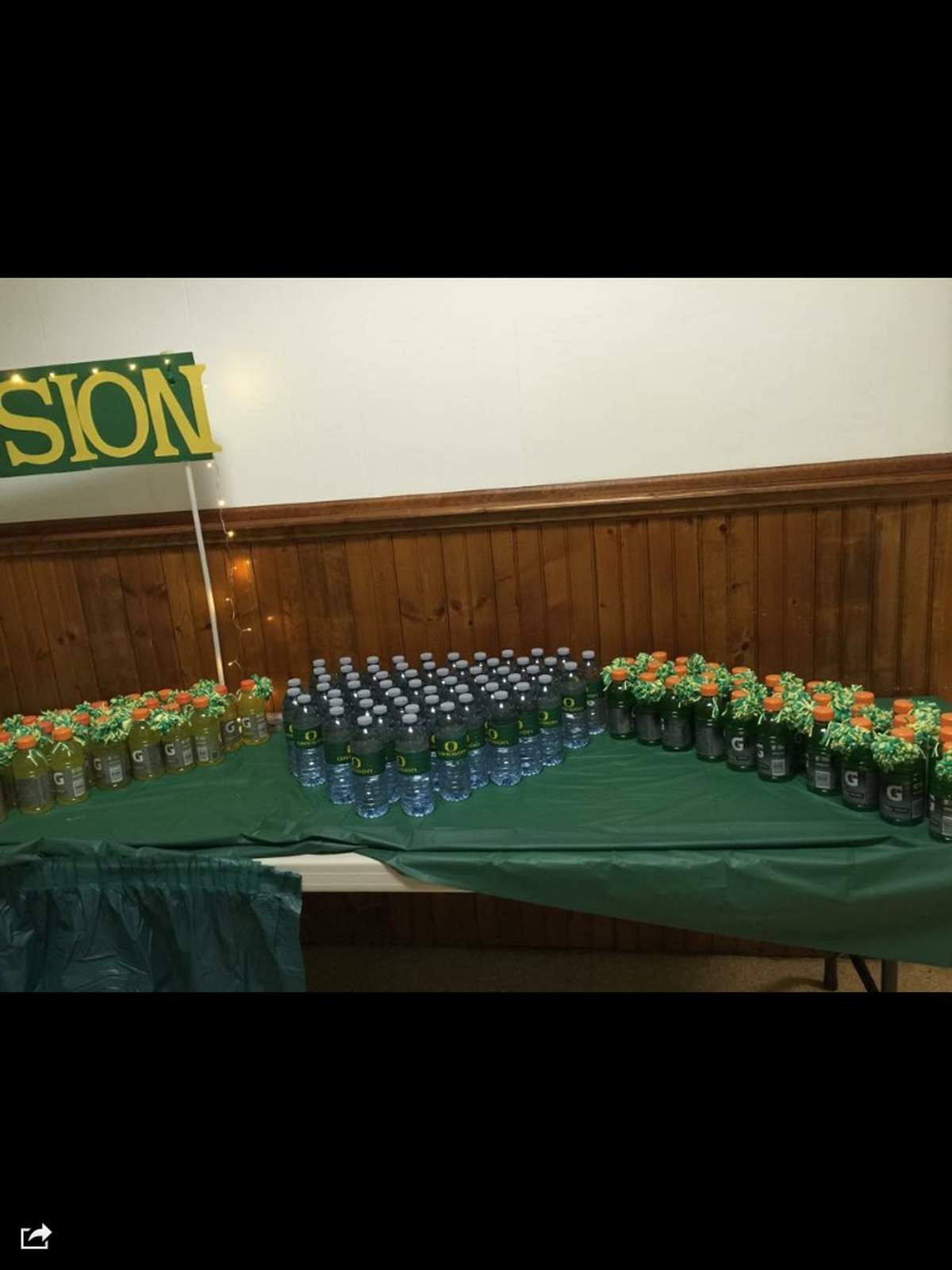 University of Oregon Ducks Birthday Party Ideas | Photo 21 of 25 ...