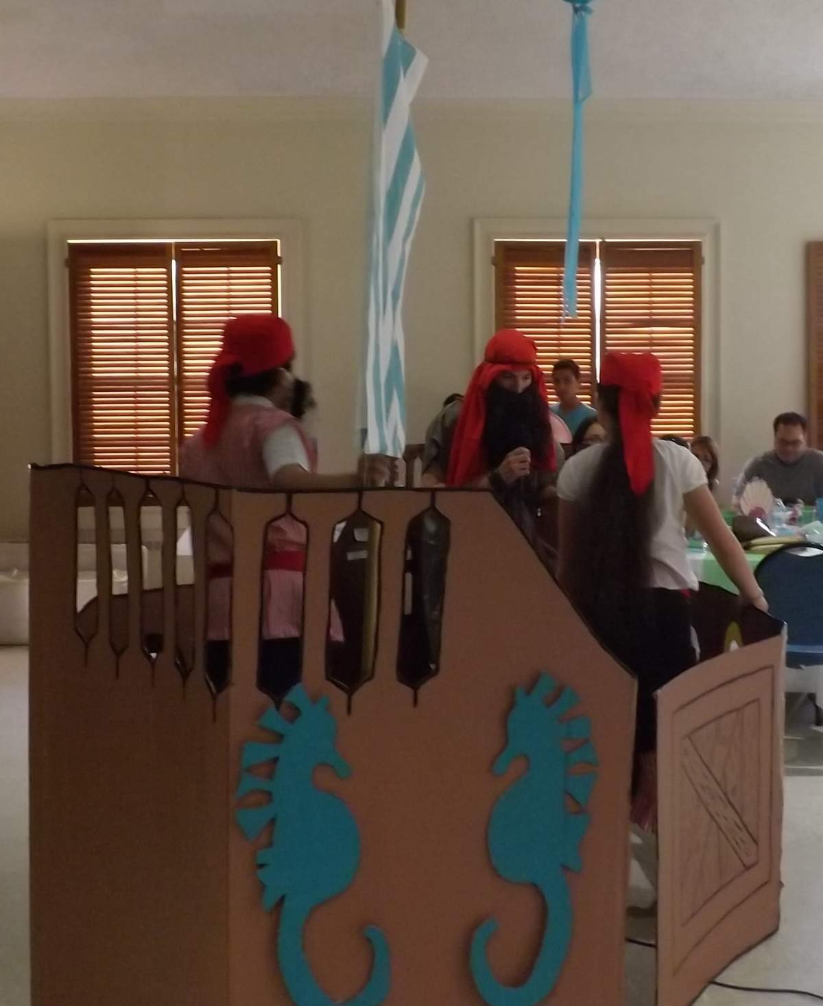 Under the Sea Graduation/End of School Party Ideas | Photo 3 of 13 ...