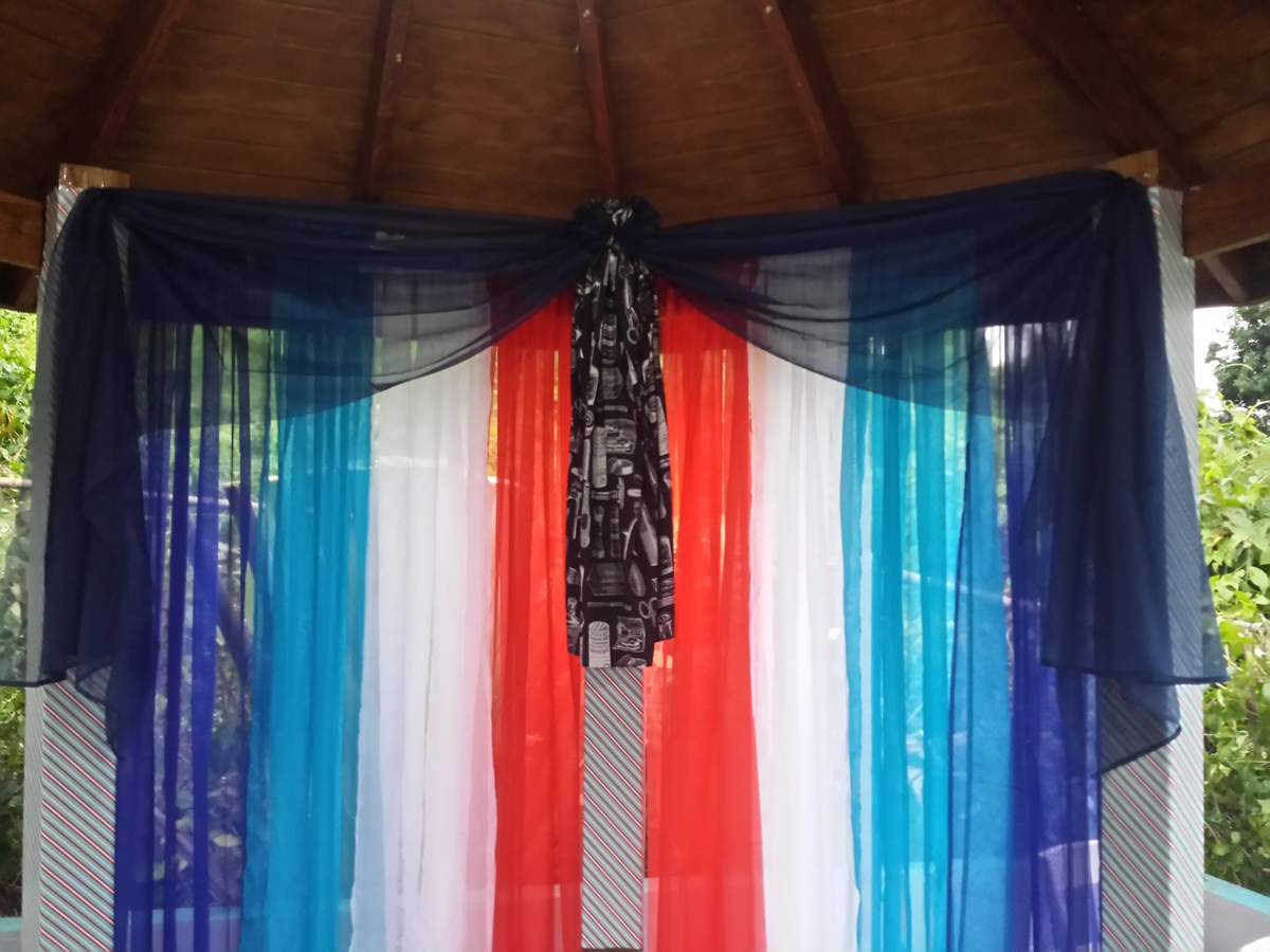 barber shop ( barberia ) Birthday Party Ideas | Photo 7 of 10 | Catch ...