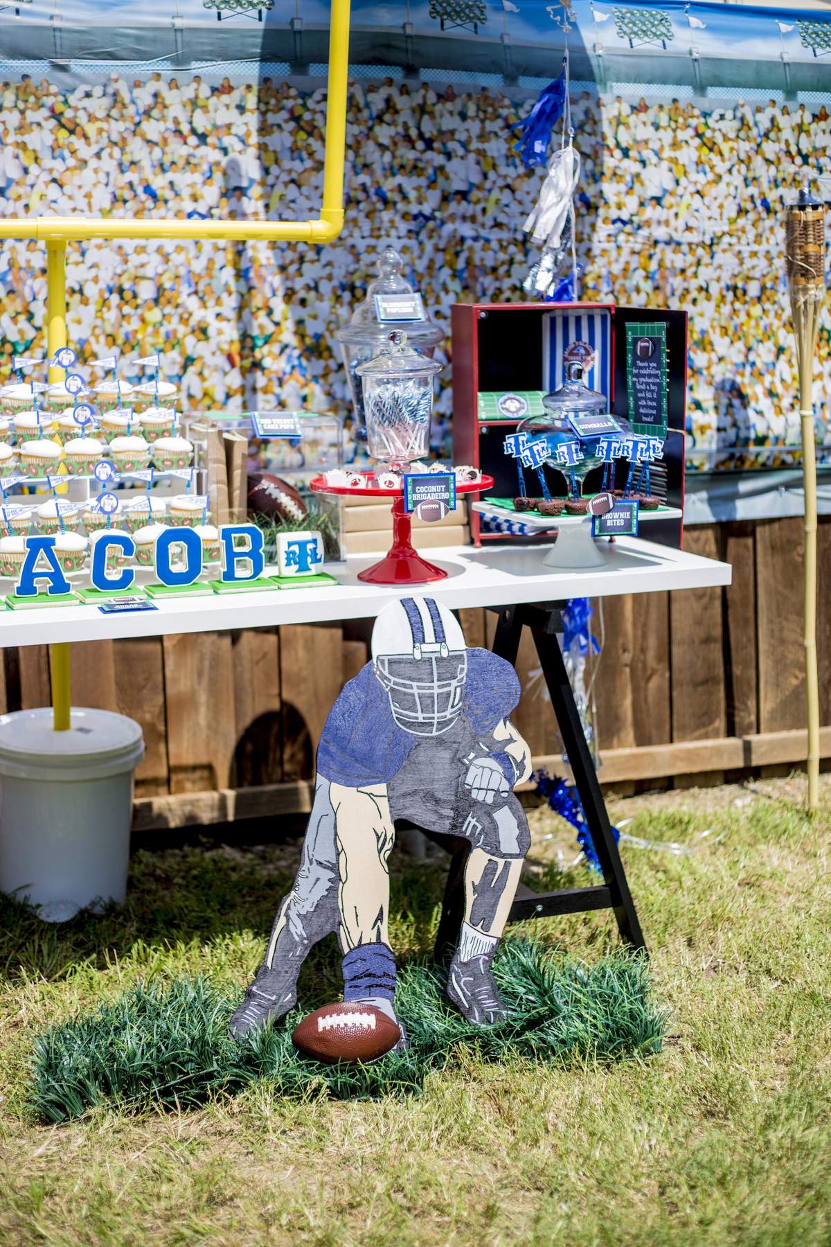 Football Graduation/End of School Party Ideas | Photo 30 of 40 | Catch ...