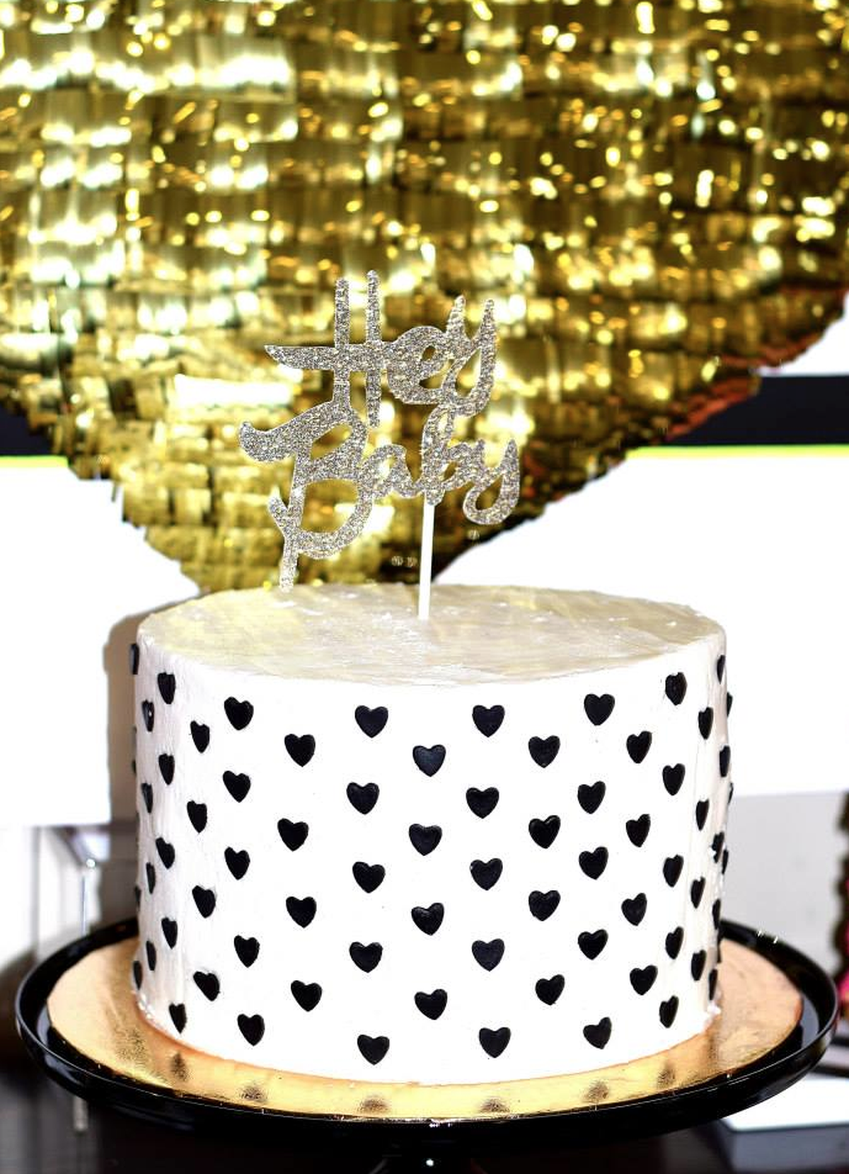 Hey Baby! Baby shower for a little girl. Baby Shower Party Ideas ...