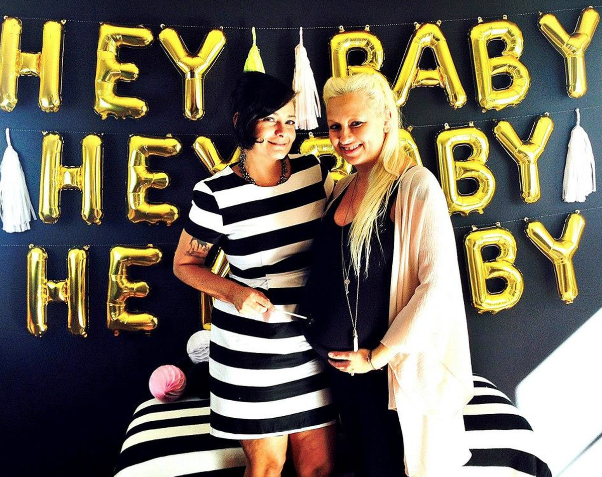 Hey Baby! Baby shower for a little girl. Baby Shower Party Ideas ...