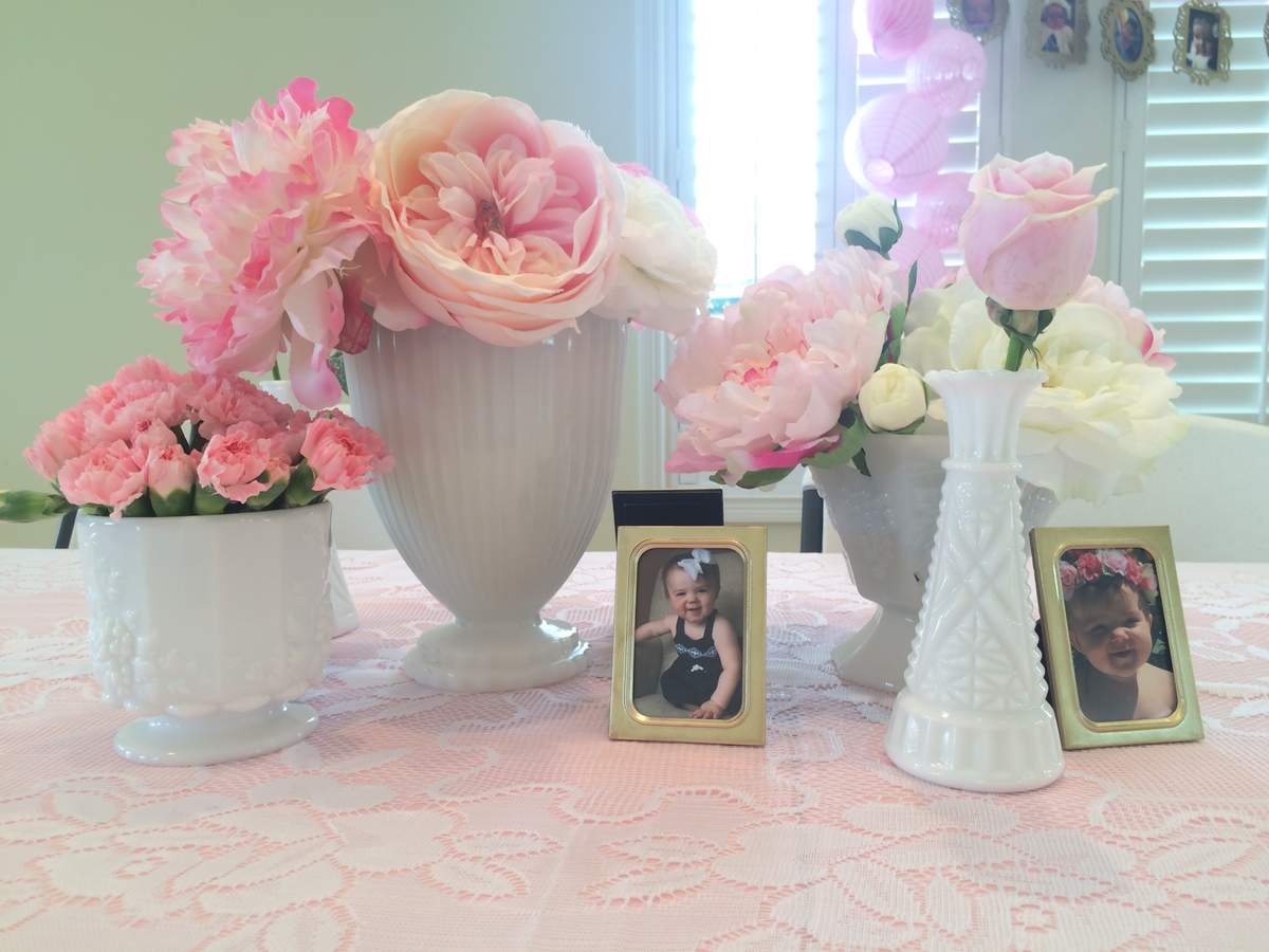 Pretty In Pink Birthday Party Ideas | Photo 1 of 30 | Catch My Party