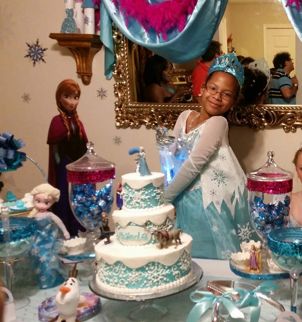 Frozen / Princess Birthday Party Ideas | Photo 9 of 45 | Catch My Party