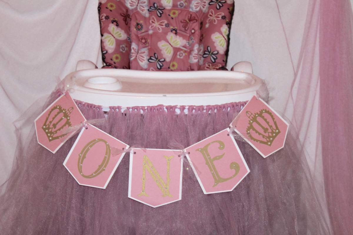 Queen/princess Birthday Party Ideas | Photo 4 of 31 | Catch My Party