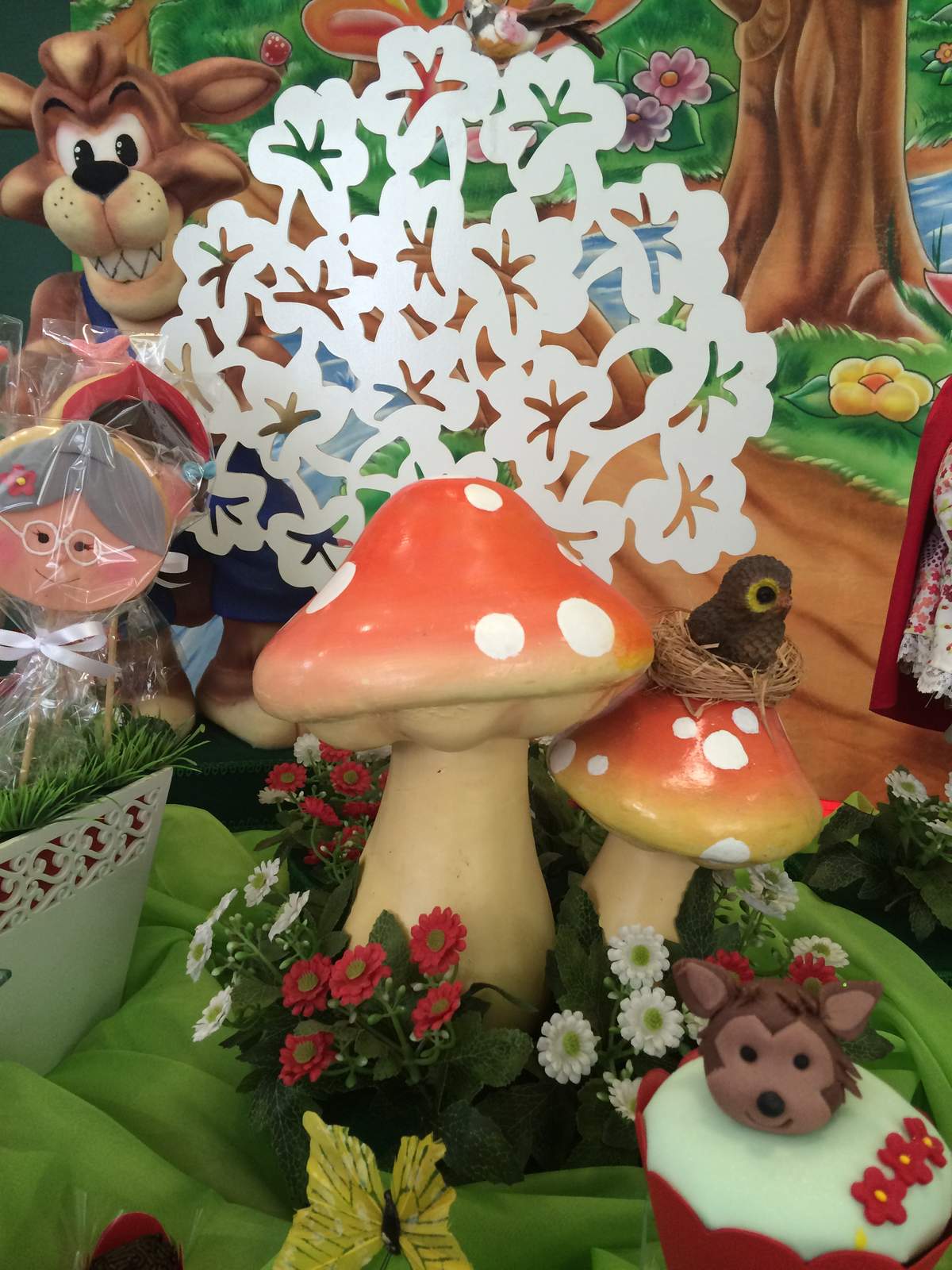 Little Red Riding Hood Birthday Party Ideas | Photo 8 of 10 | Catch My ...