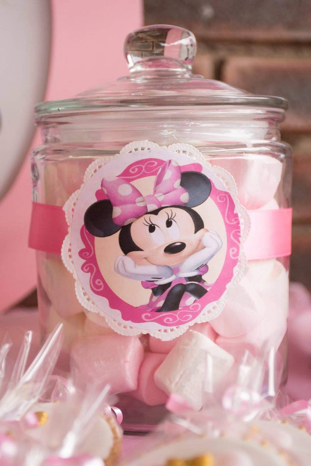 Minnie Mouse - pink and gold Birthday Party Ideas | Photo 1 of 27 ...