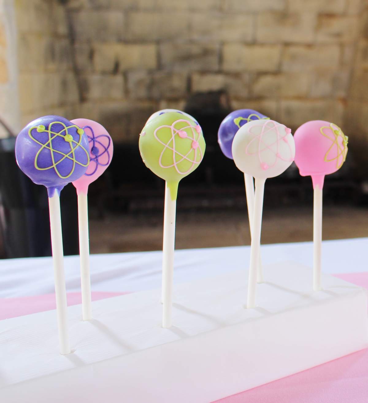 Science Birthday Party Ideas | Photo 8 of 23 | Catch My Party