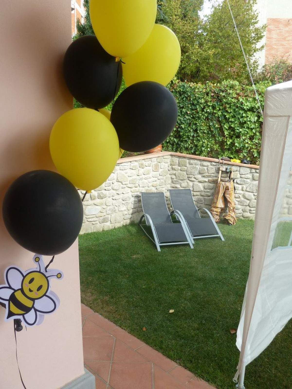 Bee theme Birthday Party Ideas | Photo 17 of 27 | Catch My Party