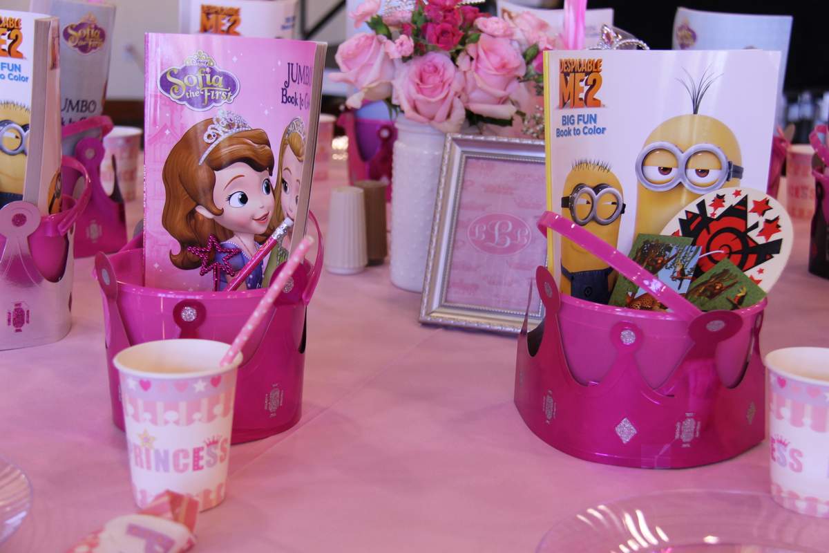 Pink Princess/Royal Ball Birthday Party Ideas | Photo 4 of 14 | Catch ...