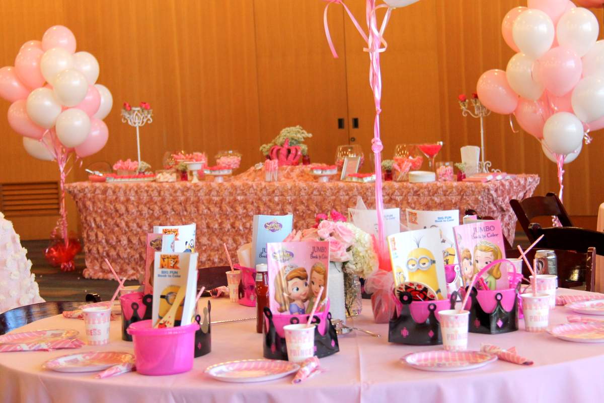 Pink Princess/Royal Ball Birthday Party Ideas | Photo 4 of 14 | Catch ...