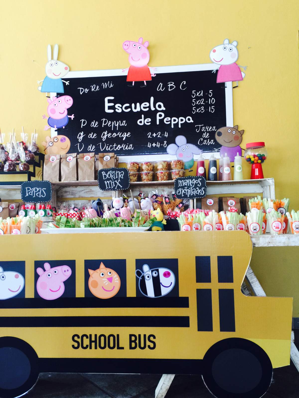 Peppa Pig / Birthday "PePpa at The School!" | Catch My Party