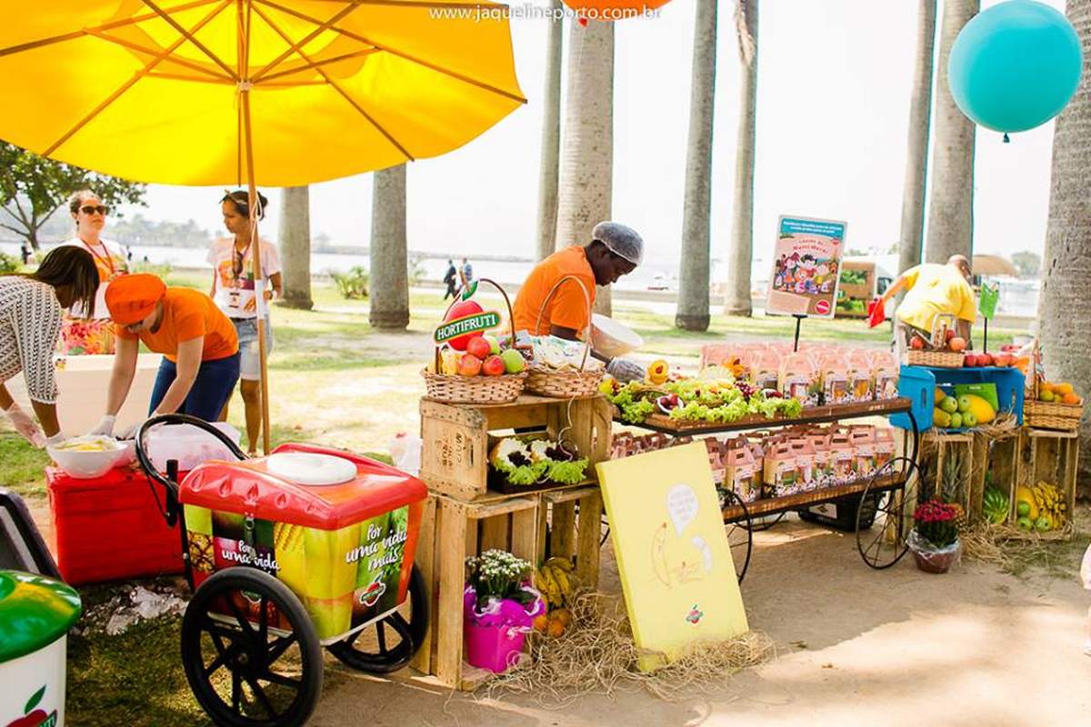 Doces Momentos Birthday Party Ideas | Photo 8 of 28 | Catch My Party