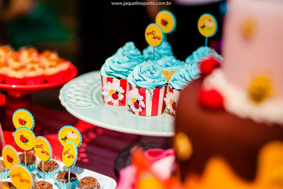 Doces Momentos Birthday Party Ideas | Photo 9 of 28 | Catch My Party