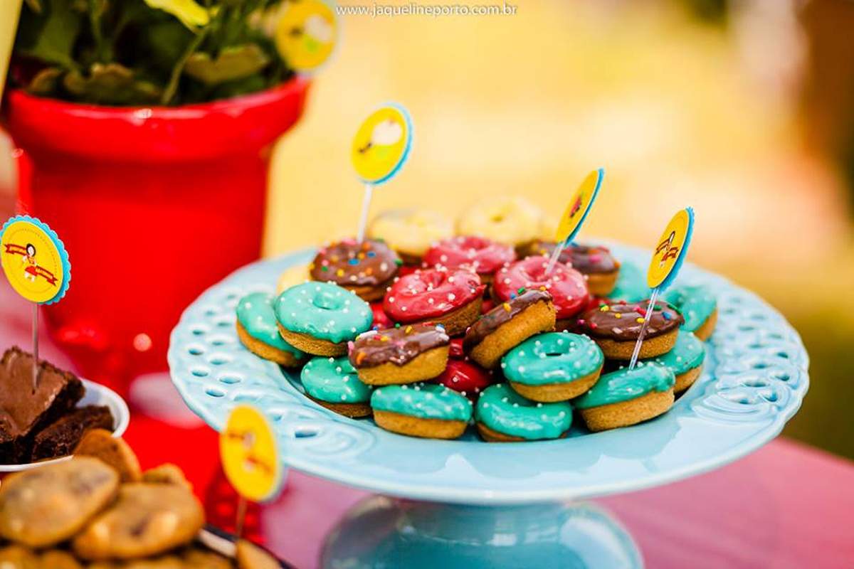 Doces Momentos Birthday Party Ideas | Photo 8 of 28 | Catch My Party