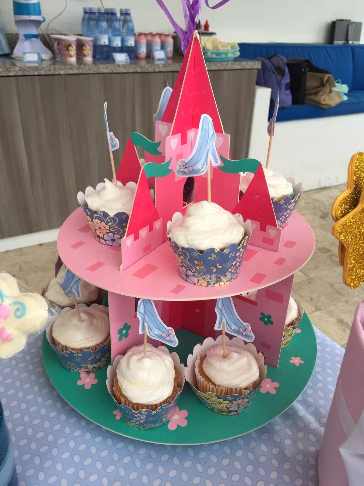 Cinderella Birthday Party Ideas | Photo 16 of 38 | Catch My Party