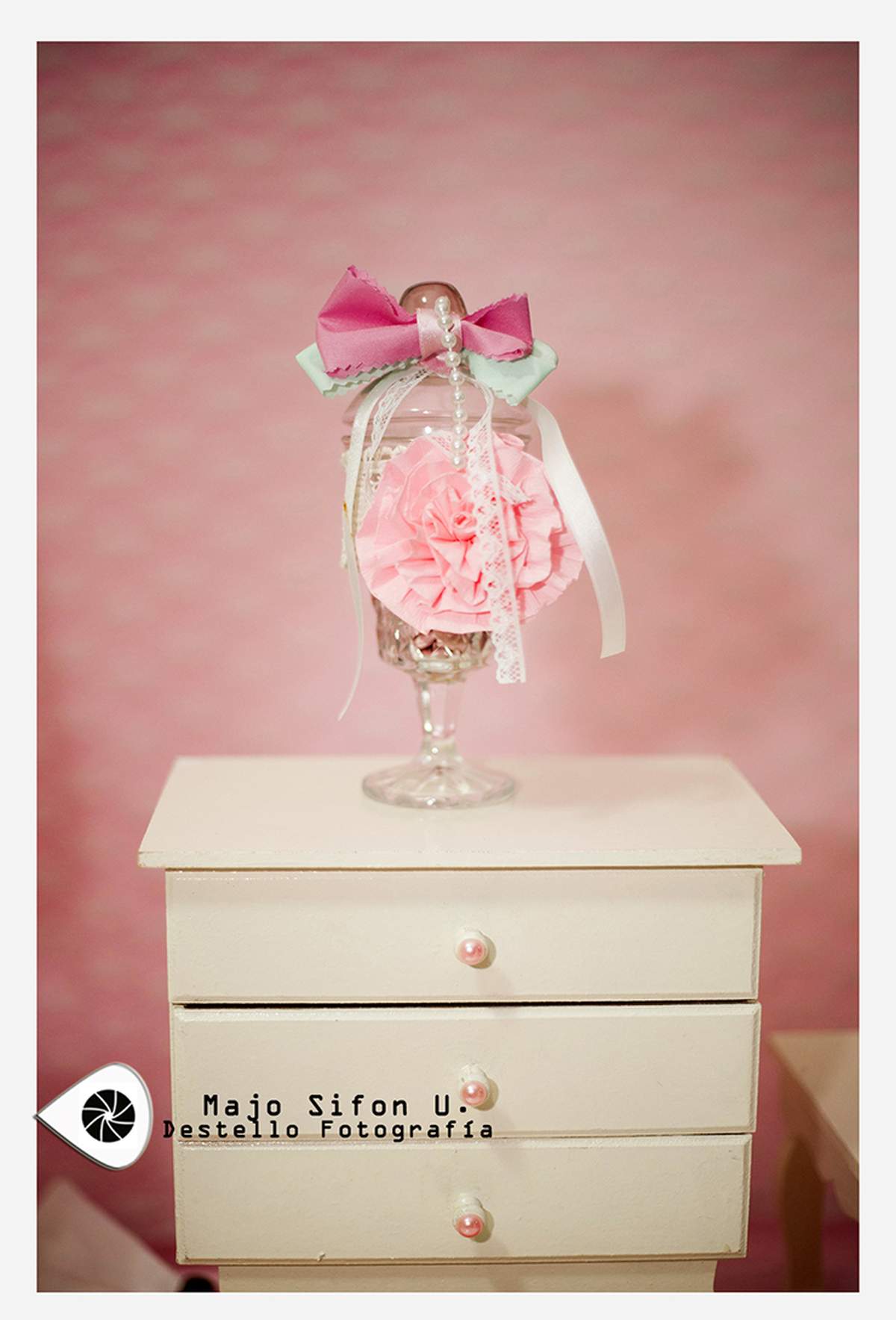 Sweet Pink Flowers for Emma! Birthday Party Ideas | Photo 6 of 11 ...