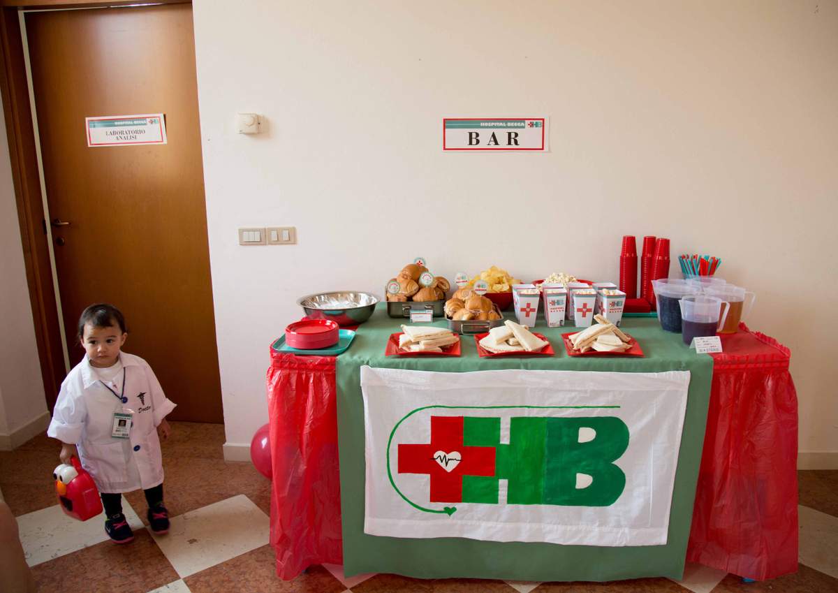 Doctor party Birthday Party Ideas | Photo 2 of 106 | Catch My Party