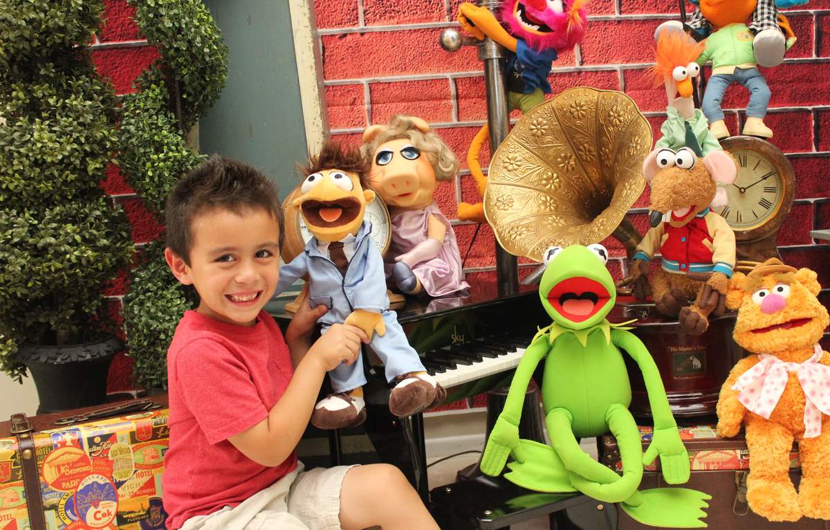 The Muppets Photoshoot Monday! Party Ideas | Photo 2 of 14 | Catch My Party