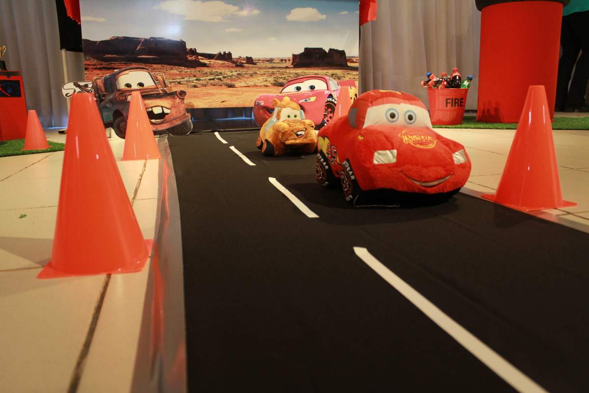 Cars (Disney movie) Birthday Party Ideas | Photo 17 of 39 | Catch My Party