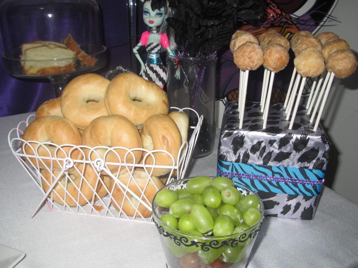 Monster High Birthday Party Ideas | Photo 11 of 39 | Catch My Party