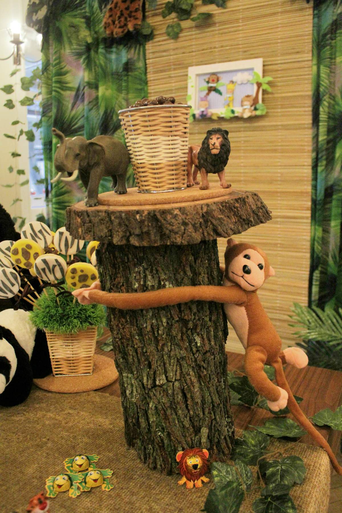 Safari Birthday Party Ideas | Photo 11 of 31 | Catch My Party