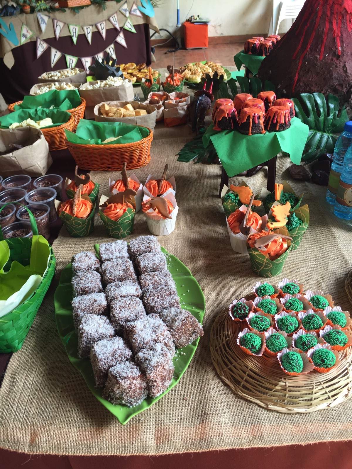 Dinosaurs Birthday Party Ideas | Photo 9 of 19 | Catch My Party