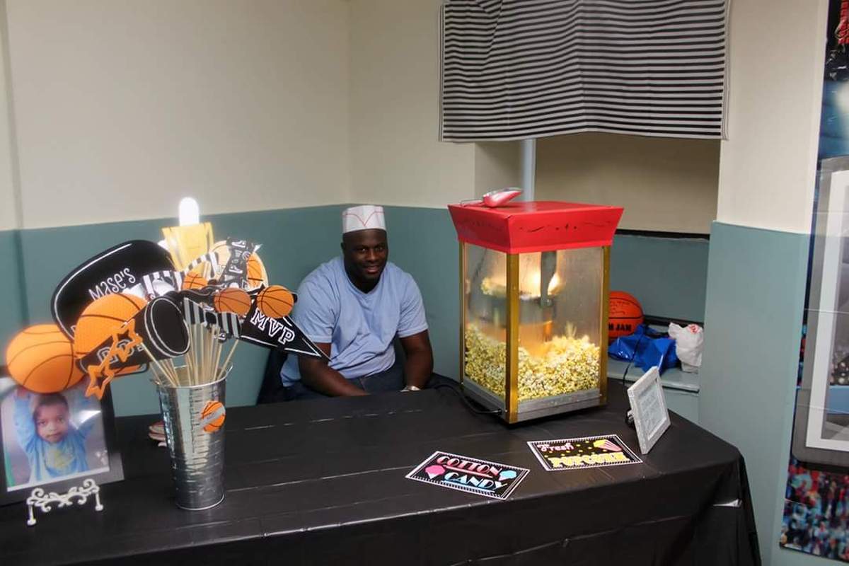 Referee and Spalding Birthday Party Ideas | Photo 1 of 18 | Catch My Party