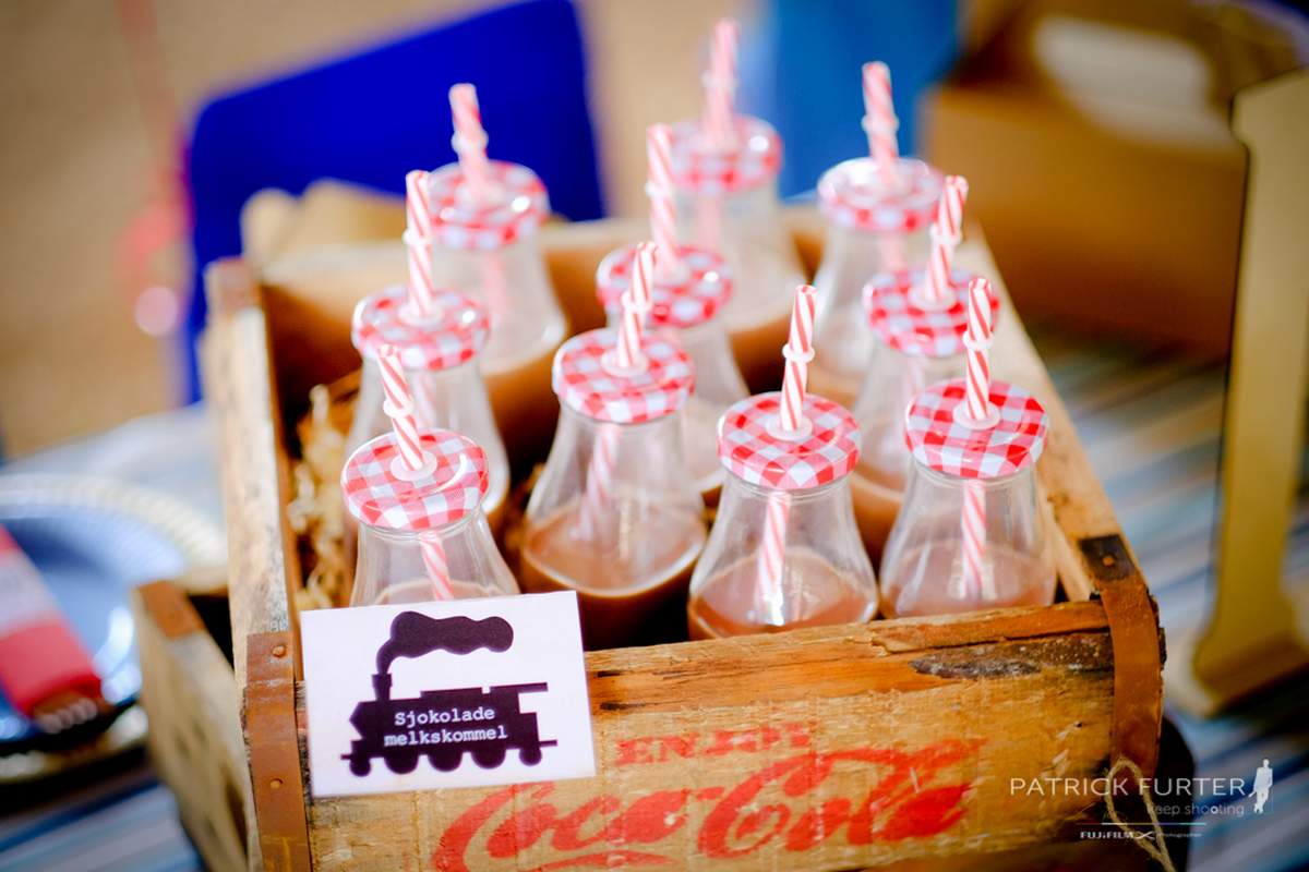 Vintage train Birthday Party Ideas | Photo 15 of 23 | Catch My Party