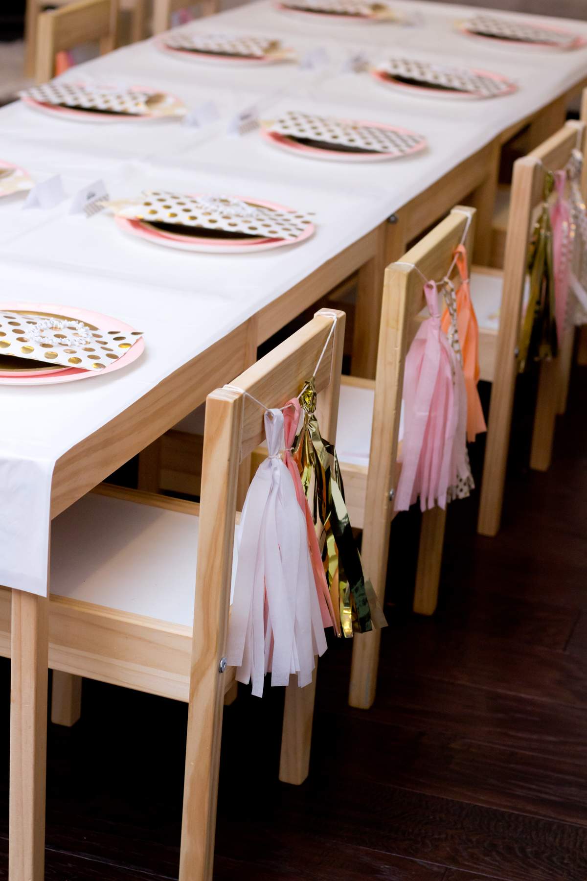 Giraffes Birthday Party Ideas | Photo 1 of 11 | Catch My Party