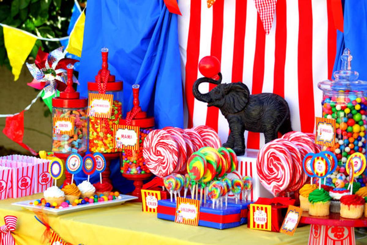 Circus / Carnival Birthday Party Ideas | Photo 19 of 27 | Catch My Party