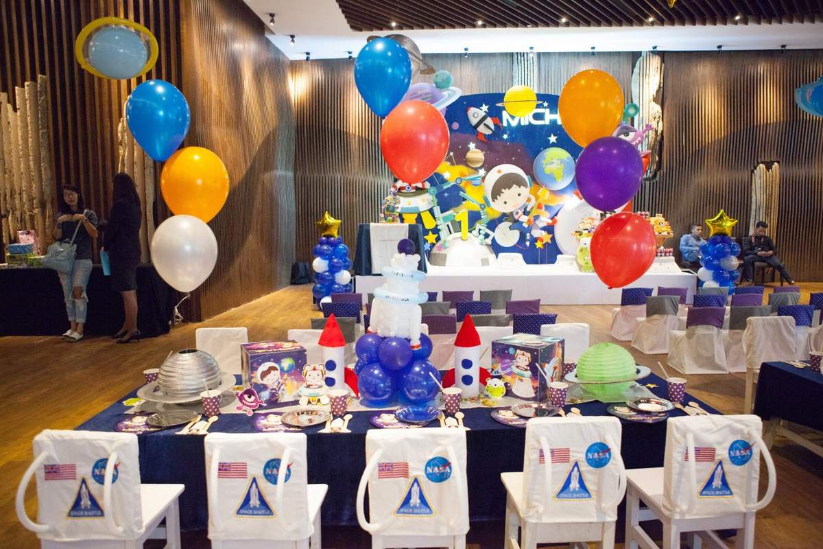 astronauts / space Birthday Party Ideas | Photo 1 of 36 | Catch My Party