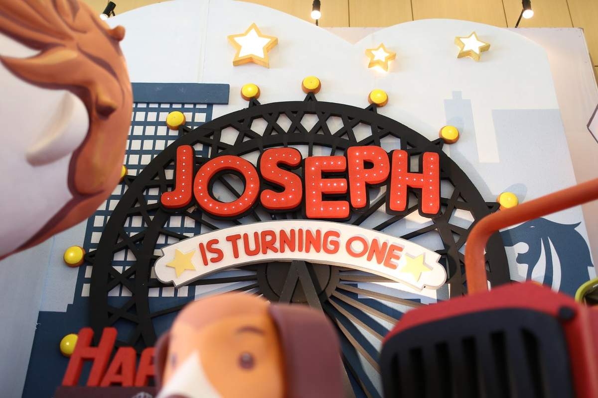 Vintage / Retro Birthday Party Ideas | Photo 1 of 28 | Catch My Party