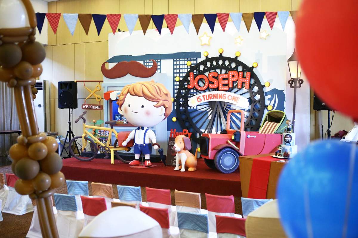 Vintage / Retro Birthday Party Ideas | Photo 2 of 28 | Catch My Party