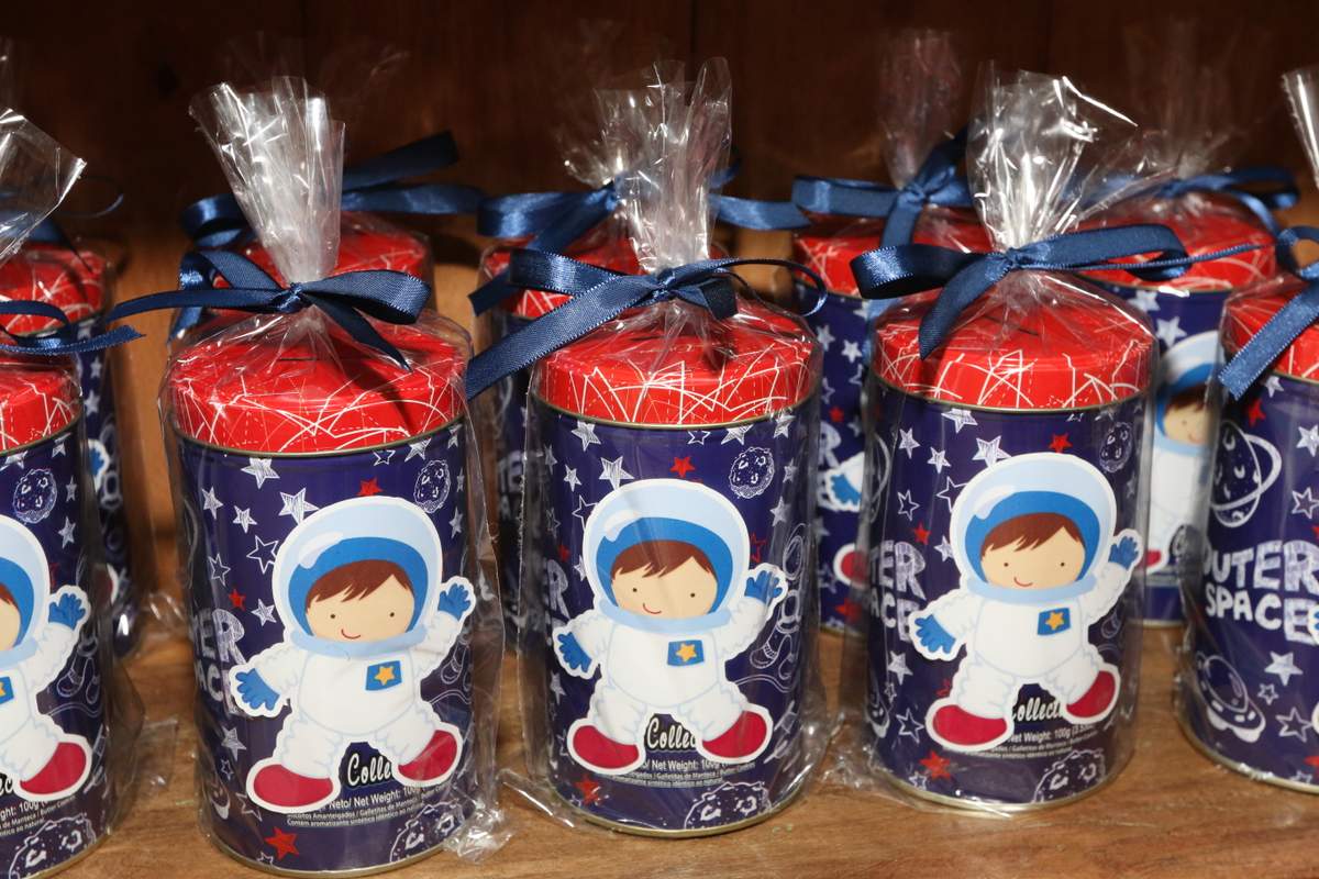Space Astronaut Birthday Birthday Party Ideas | Photo 1 of 27 | Catch ...