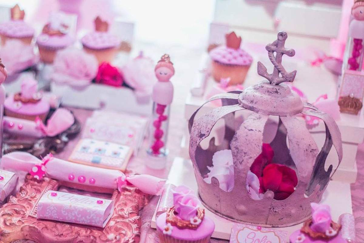 Little Princess Pink Birthday Party Ideas | Photo 5 of 14 | Catch My Party
