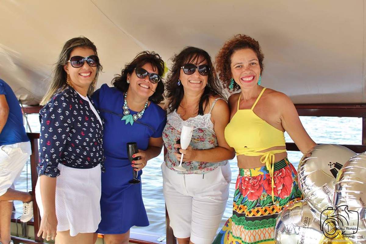 Tropical Boat Party Ladies Night Party Ideas | Photo 2 of 71 | Catch My ...